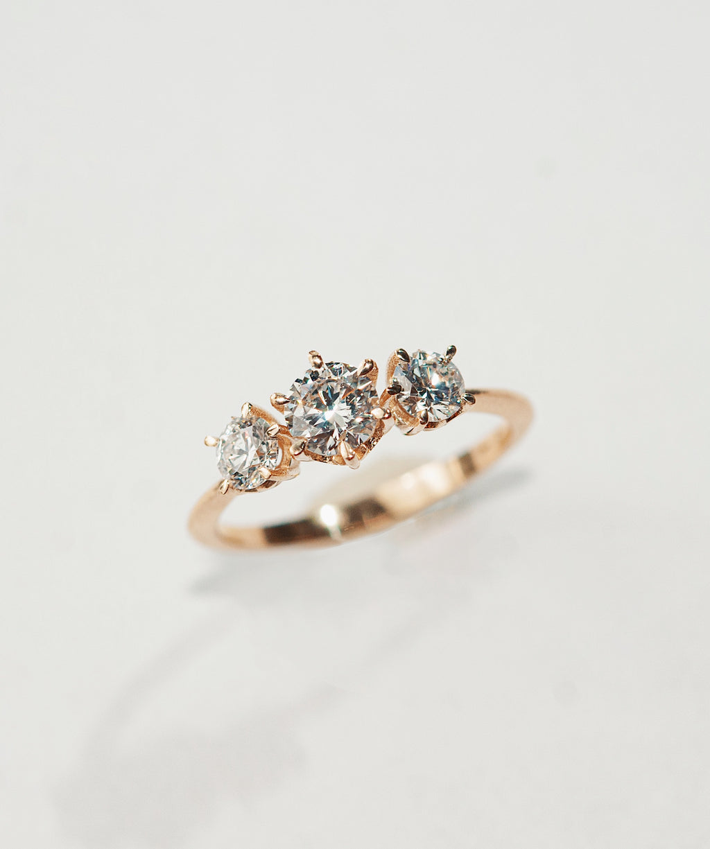 Hecate Ring – Sofia Zakia