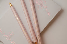 Paradise Pen – Sofia Zakia