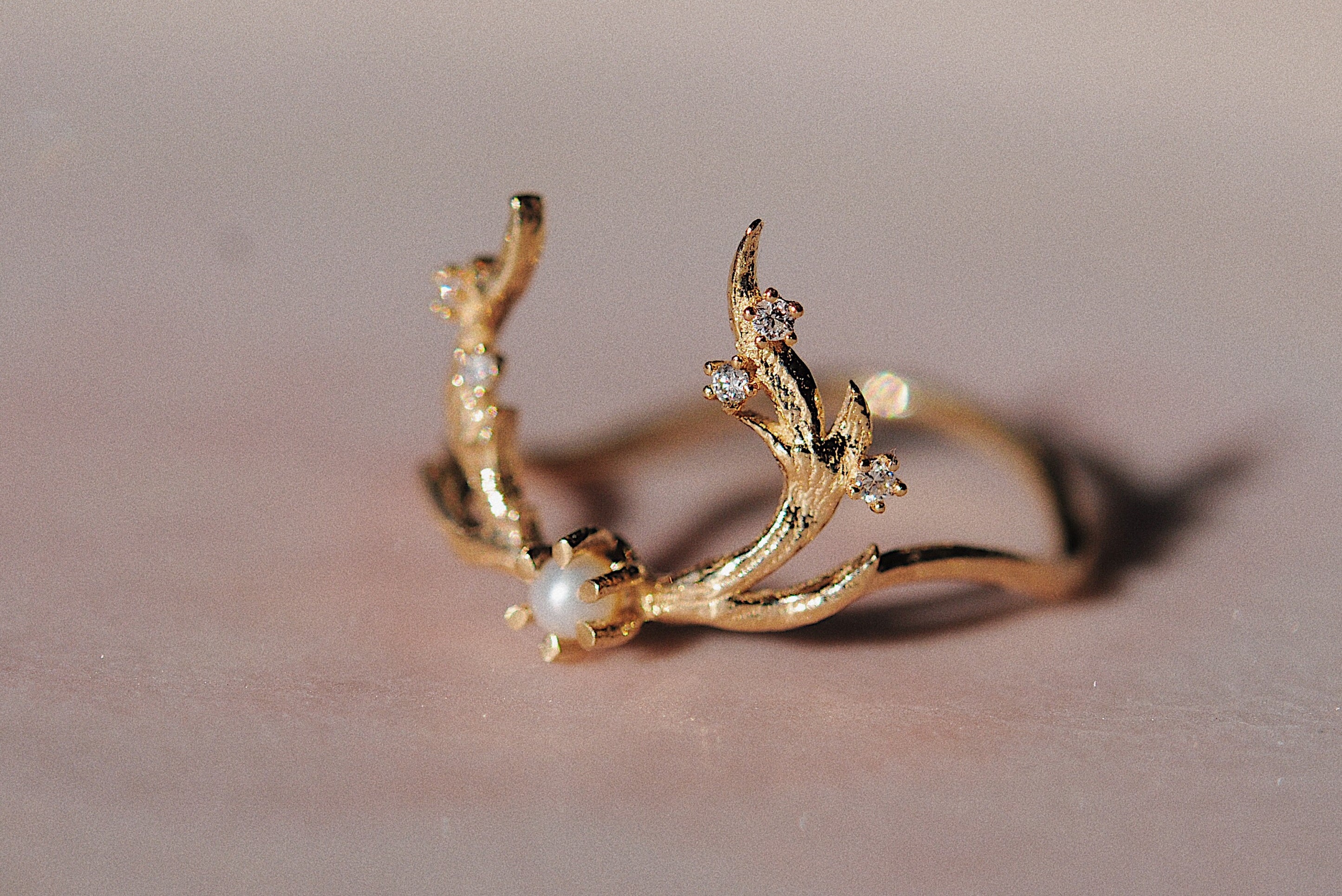 White Guardian Ring – Sofia Zakia