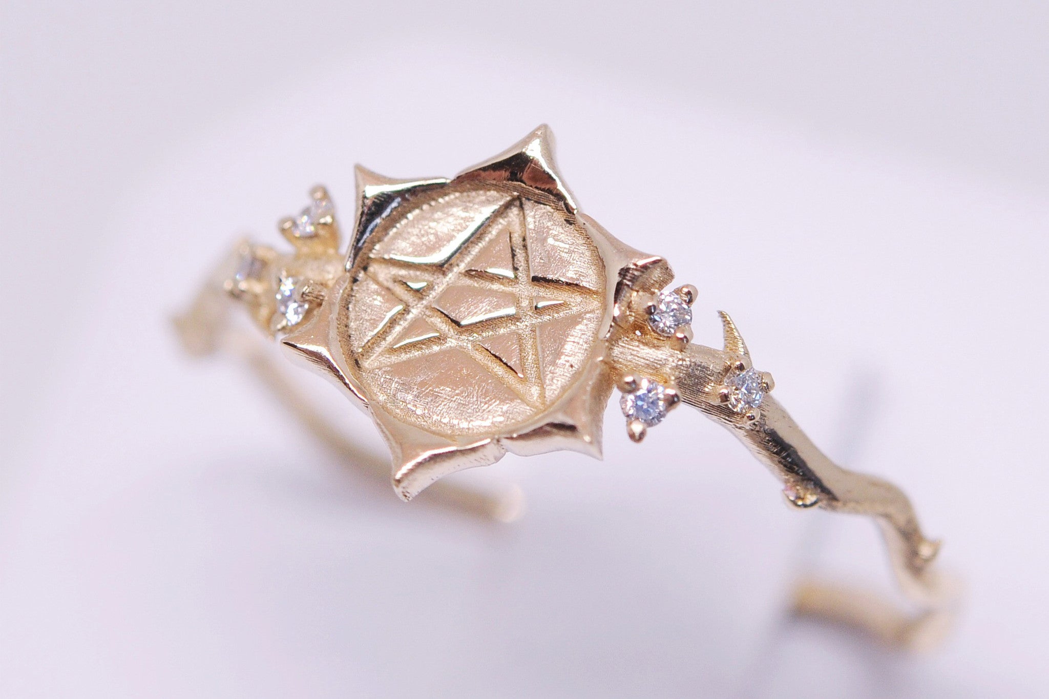 Pentacle Ring – Sofia Zakia